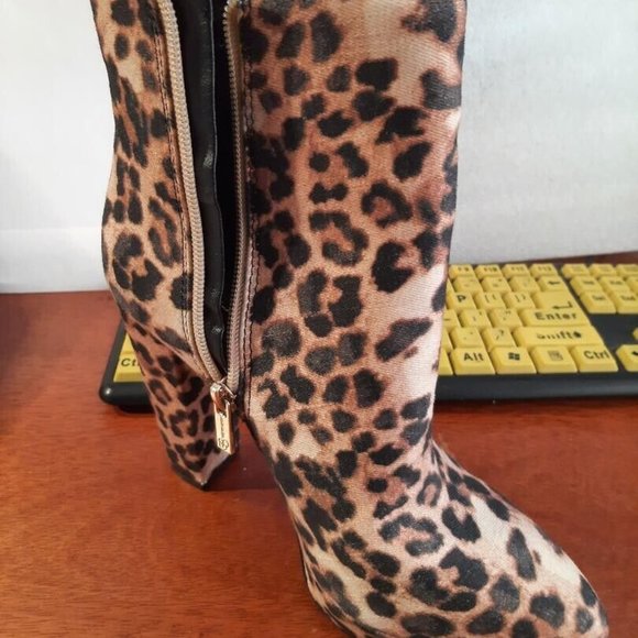 Jessica Simpson | Shoes | New Box Jessica Simpson Selmie Almond Toe ...